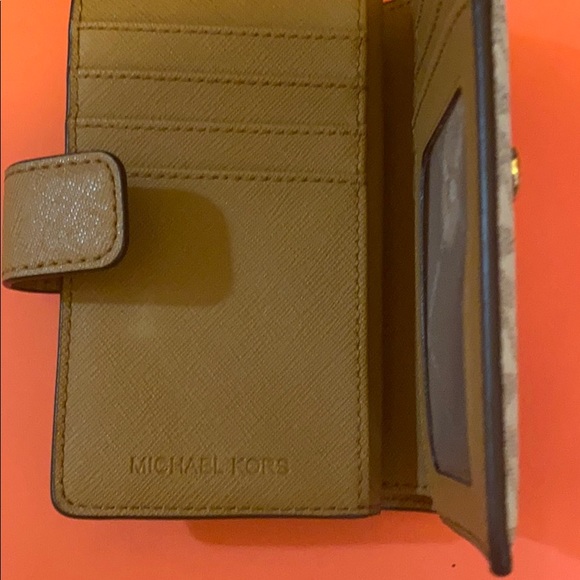 Michael Kors | Bags | Mk Small Wallet | Poshmark